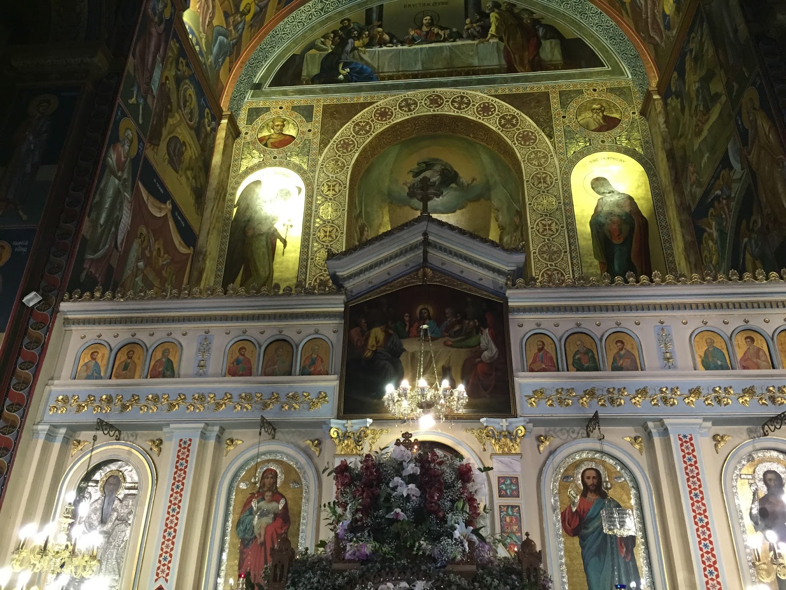 Πανηγυρίζει ο ιερός ναός του Αγίου Βασιλείου Πειραιώς - Ορθοδοξία News ...