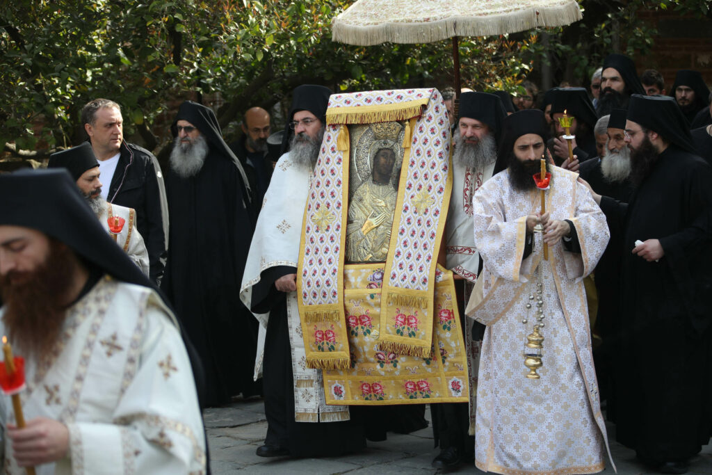 Λιτάνευση Εικόνος Παναγίας της Βηματάρισσας στην ΙΜΜ Βατοπαιδίου ...