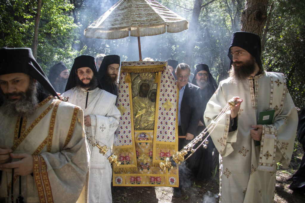 Λιτάνευση Εικόνος Παναγίας της Βηματάρισσας στην ΙΜΜ Βατοπαιδίου ...