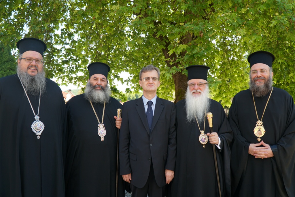 O Mητρ.Λαρίσης στον Ιερό Ναό Γενεθλίου της Θεοτόκου στο Γοργογύριο ...