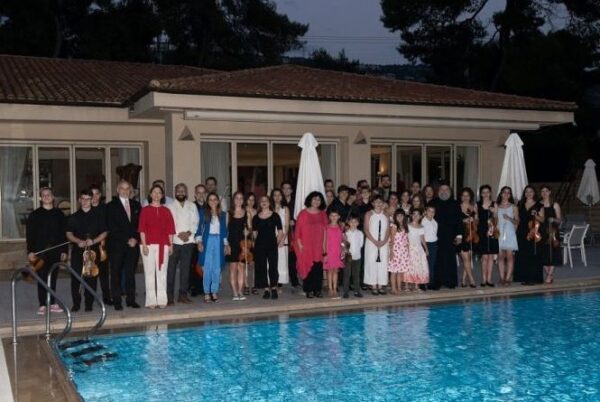 Η Παιδική Νεανική Συμφωνική Ορχήστρα στο Ekali Club - Ορθοδοξία News Agency