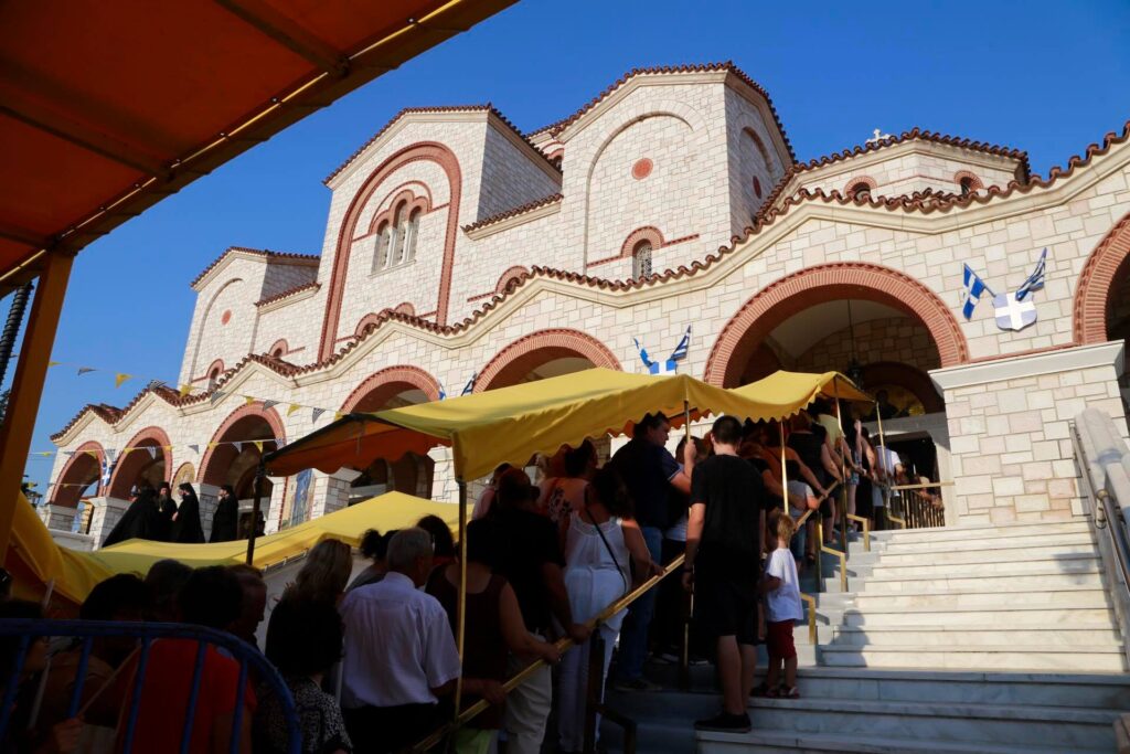 ΝΕΑ ΜΗΧΑΝΙΩΝΑ: Υπομονή για την αγάπη της Παναγιάς - Ορθοδοξία News Agency
