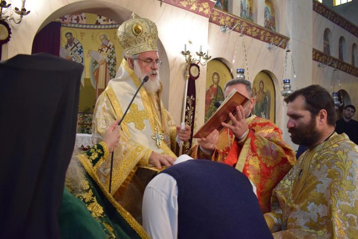 Του Αγίου Σπυρίδωνος στο Καματερό και χειροθεσία Αναγνώστου (ΦΩΤΟ ...