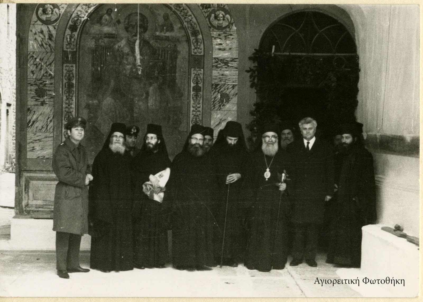 Η Ενθρόνιση του Καθηγουμένου της Μονής Σταυρονικήτα (1968) - Ορθοδοξία ...