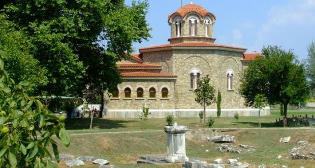 Στο Βαπτιστήριο της Αγίας Λυδίας | Διακόνημα