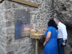 Στο Ησυχαστήριο του Οσίου Λεοντίου - Ορθοδοξία News Agency