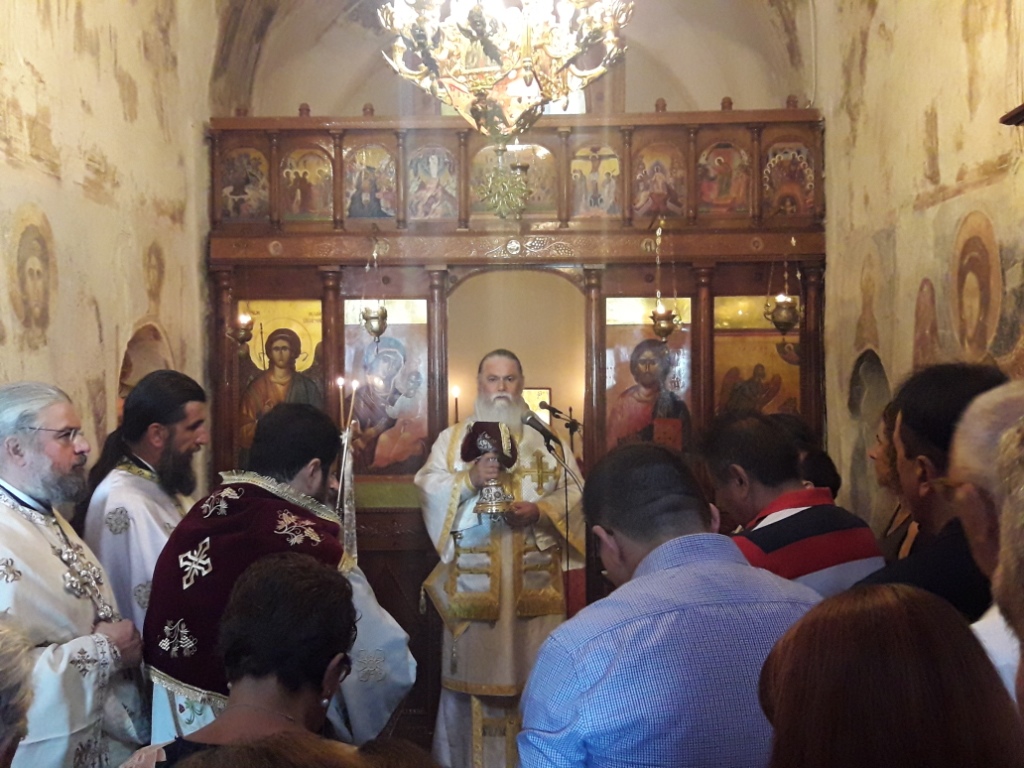 Στο Ησυχαστήριο του Οσίου Λεοντίου - Ορθοδοξία News Agency