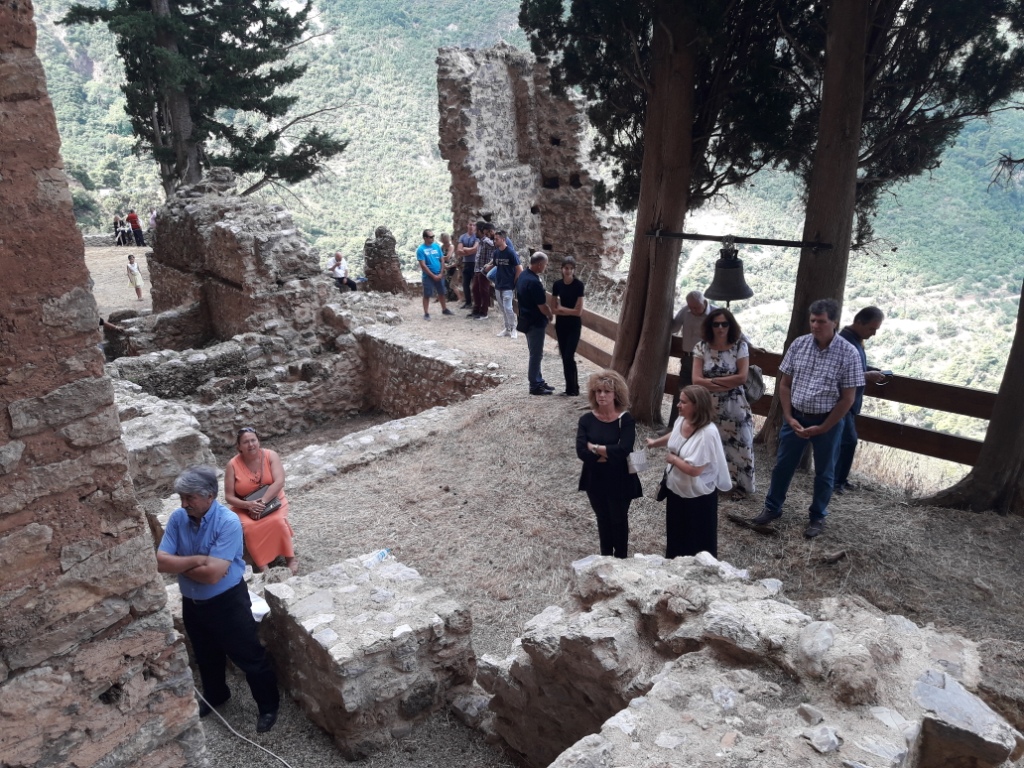 Στο Ησυχαστήριο του Οσίου Λεοντίου - Ορθοδοξία News Agency
