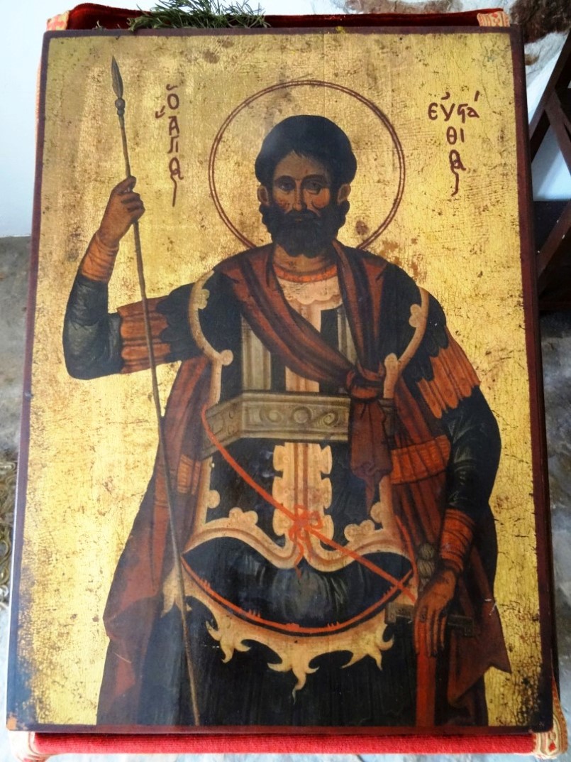 Τιμούν τον Άγιο Ευστάθιο στο φυλάκιο που έγινε εκκλησάκι - Ορθοδοξία ...