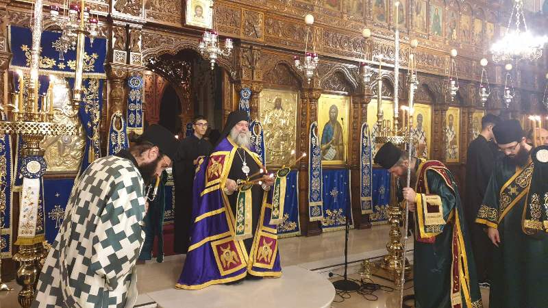 Τα Λείψανα του Οσίου Ιωσηφ του Ησυχαστού προσκύνησαν στη Λεμεσό ...