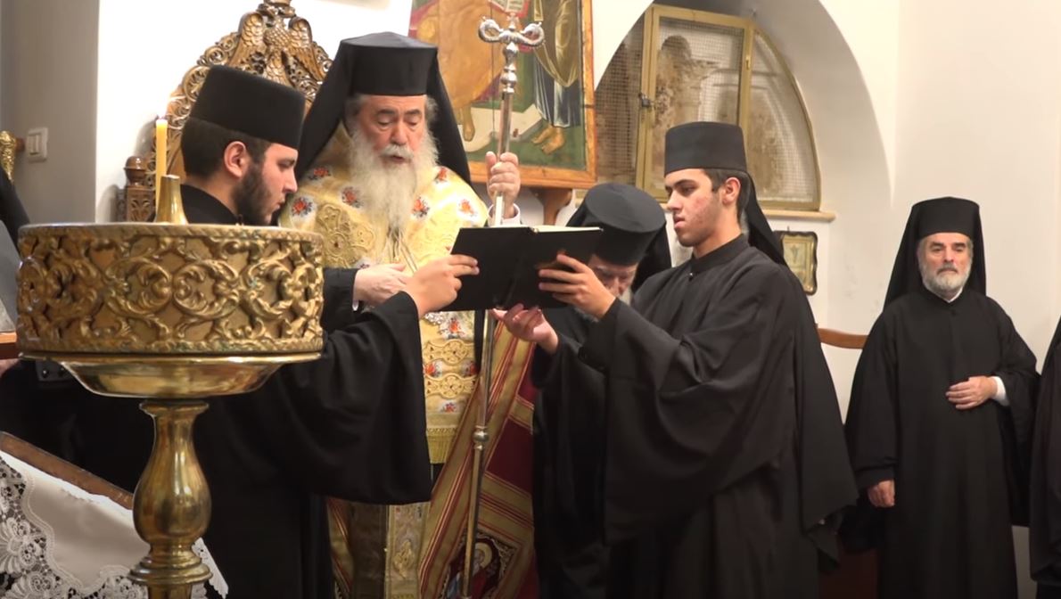Πανηγύρις εντός του Κεντρικού μοναστηρίου των Αγιοταφιτών - Ορθοδοξία ...