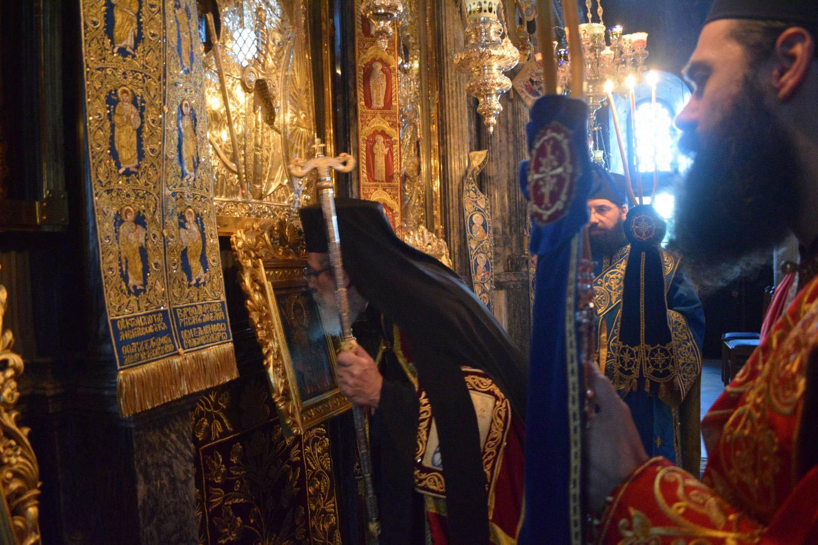 Η πανήγυρη της Παναγίας της Οδηγήτριας στην Ι.Μ. Ξενοφώντος - Ορθοδοξία ...