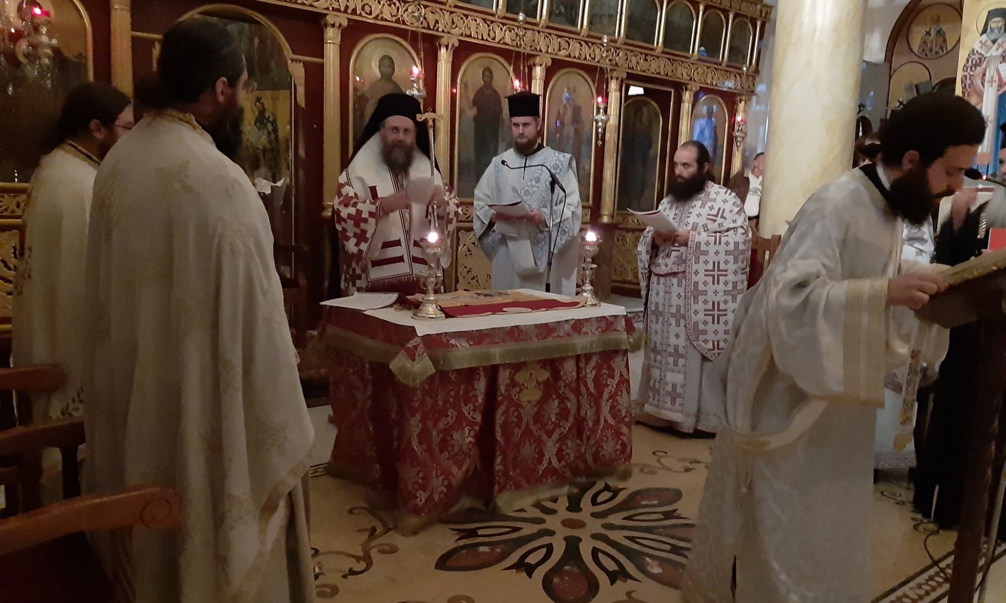 Πώς τελείται η Θεία Λειτουργία του Αγίου Ιακώβου του αδελφοθέου ...