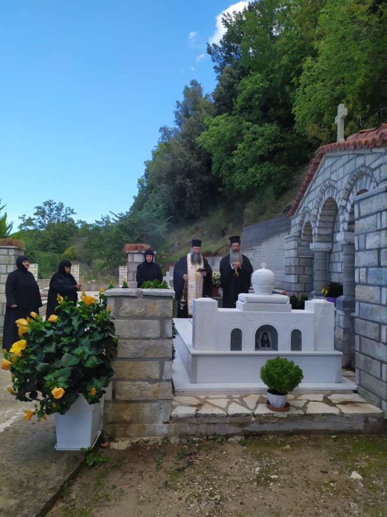 Ο Έξαρχος του Παναγίου Τάφου στην Ελλάδα στην Ι. Μ. Φθιώτιδος ...