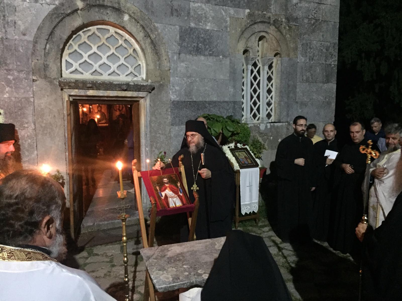 Αγρυπνία για την Ανακομιδή του Ιερού Λειψάνου του Αγίου Φλώρου ...