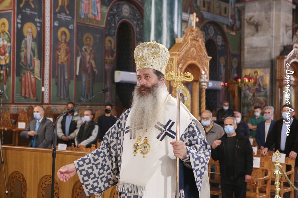 «Για μας τους Έλληνες η Παναγία είναι η Σκέπη στην αδυναμία μας ...
