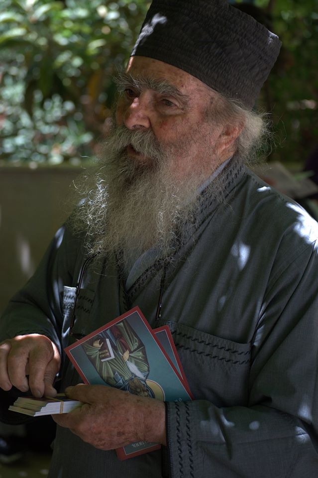 Ταξιδι στους Αγιους Τοπους: Ο Γεροντας Ιεροθεος της Μονης Αββα ...