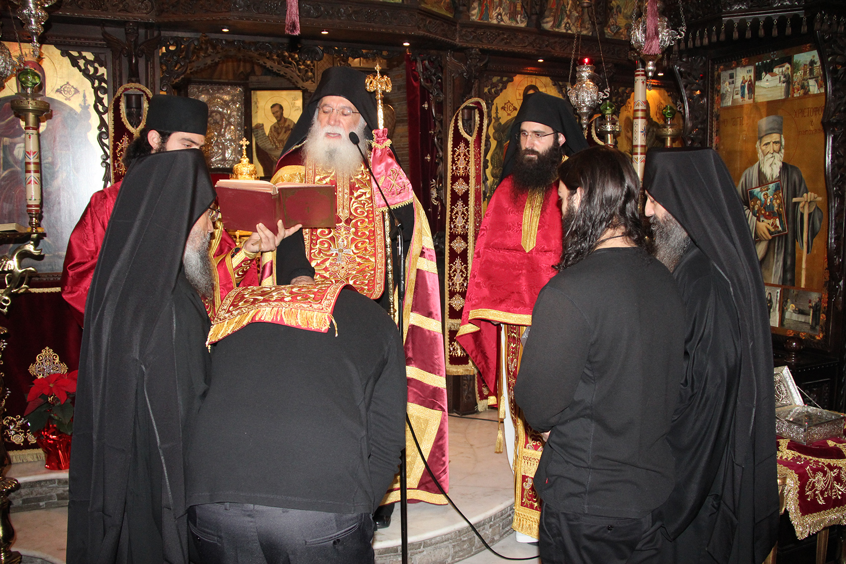 Δυο νέες μοναχικές κουρές στο Τρίκορφο Φωκίδος - Ορθοδοξία News Agency