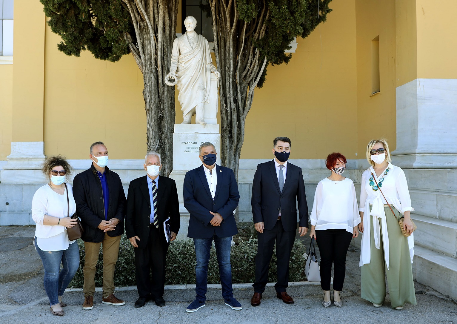 Τα ιστορικά κτίρια της Αθήνας και οι Βορειοηπειρώτες Εθνικοί Ευεργέτες ...