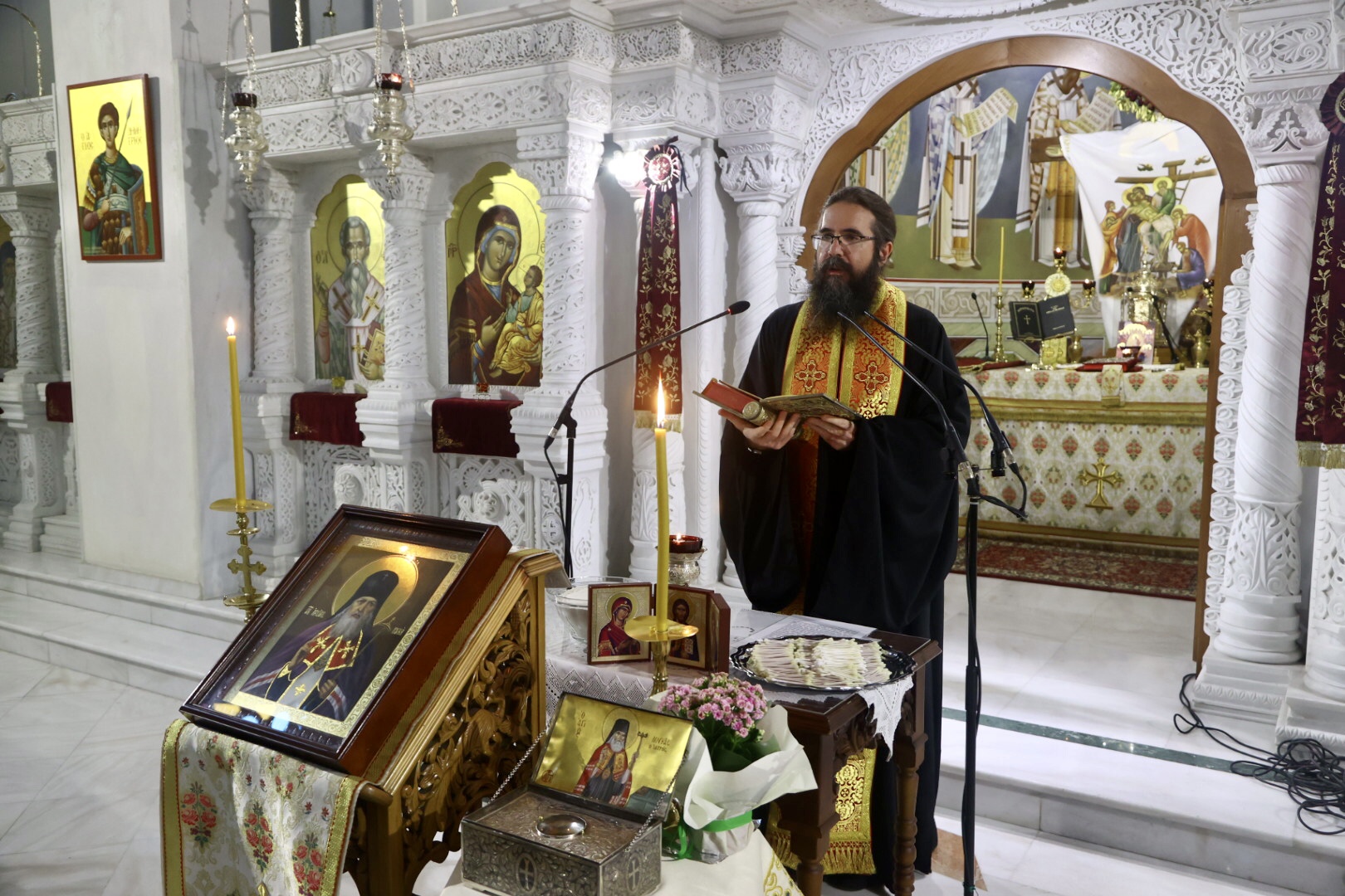 Θεσσαλονίκη: Προς προσκύνηση το ιερό λείψανο του Αγ. Λουκά Ιατρού ...