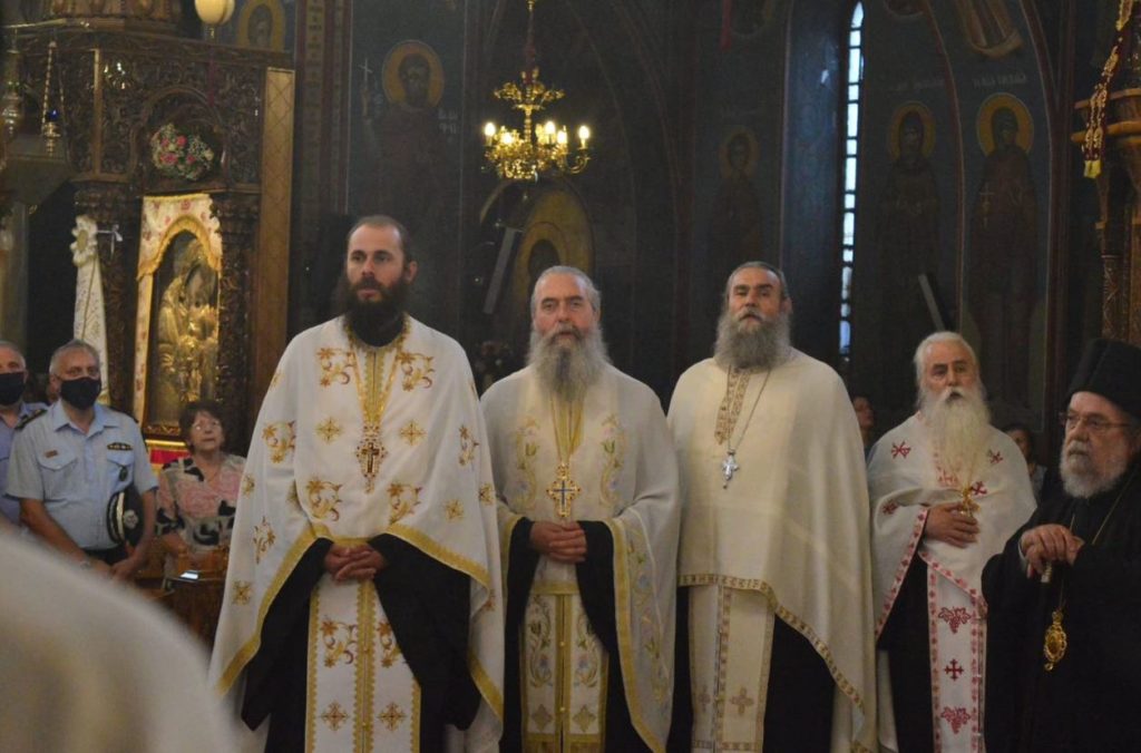 Η Έδεσσα υποδέχθηκε την Τιμία Κάρα του Αγίου Καλλινίκου - Ορθοδοξία ...