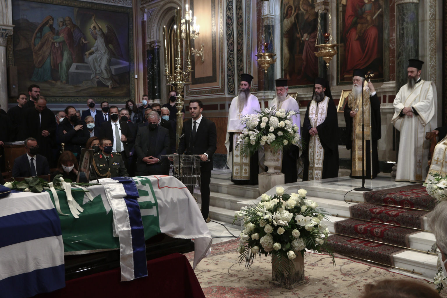 Ο Αρχιεπίσκοπος στην Εξόδιο Ακολουθία της Φώφης Γεννηματά - Ορθοδοξία ...