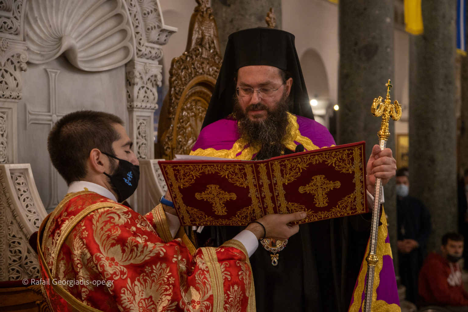 ΘΕΣΣΑΛΟΝΙΚΗ: Βαθιά συγκίνηση στον Πανηγυρικό Εσπερινό για τον Πολιούχο ...