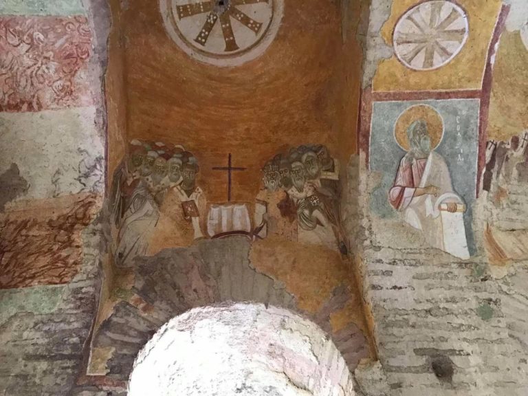 Ο τάφος του Αγίου Νικολάου στα Μύρα - Ορθοδοξία News Agency