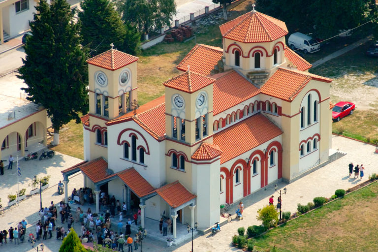 Όταν οι Καππαδόκες μετέφεραν τα ιερά λείψανα του Αγίου Γρηγορίου στη ...