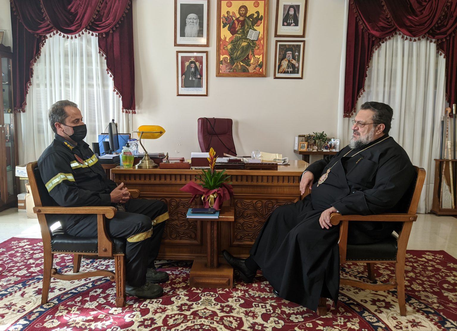 Στο Μητροπολίτη Μεσσηνίας ο νέος Διοικητής Πυροσβεστικής Μεσσηνίας ...