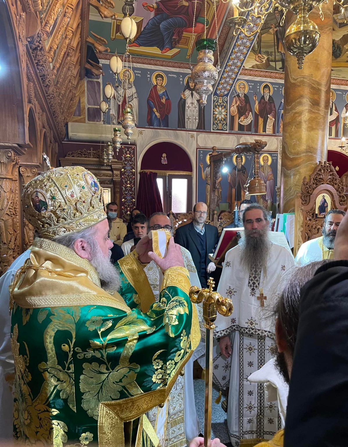 Η εις πρεσβύτερον χειροτονία του π. Παντελεήμονα Παπαντωνίου ...