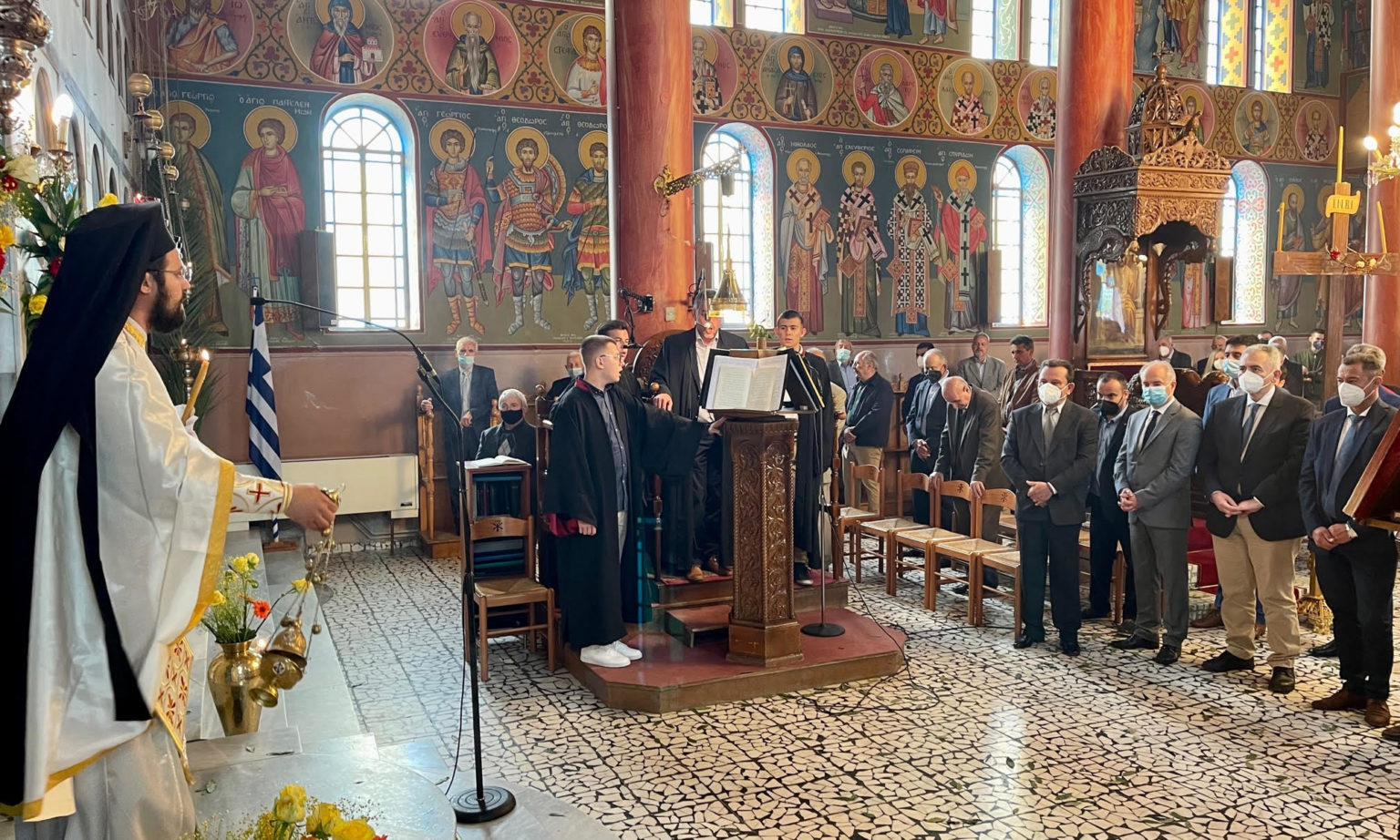 Χαρακόπουλος στους Γόννους: Εντυπωσιακή η έφιππη περιφορά της εικόνας ...