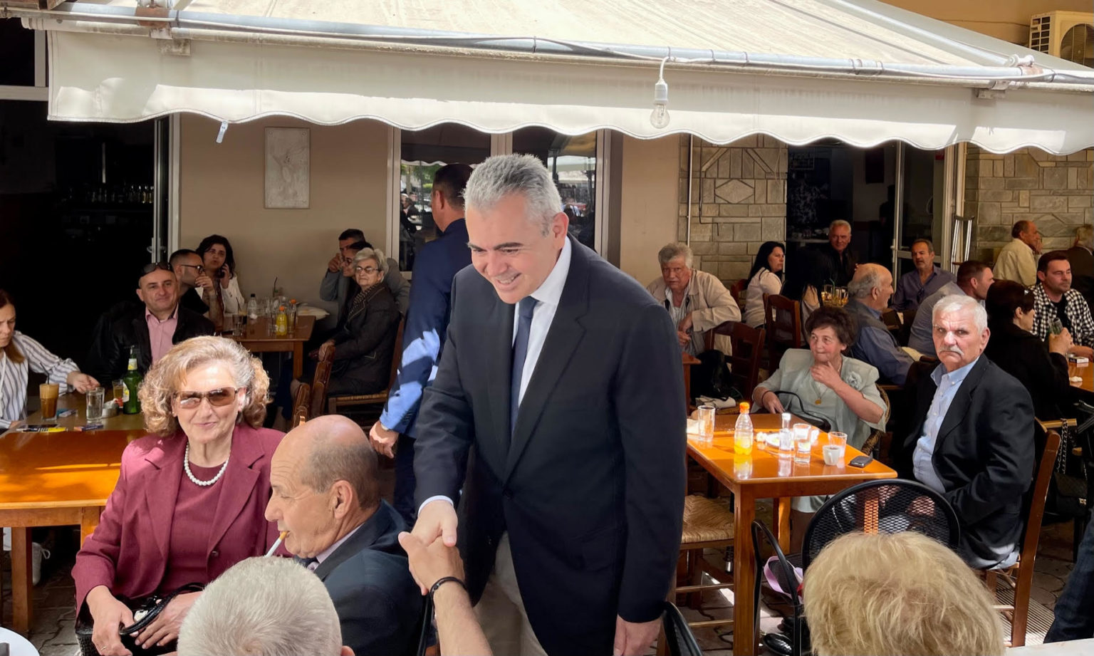 Χαρακόπουλος στους Γόννους: Εντυπωσιακή η έφιππη περιφορά της εικόνας ...