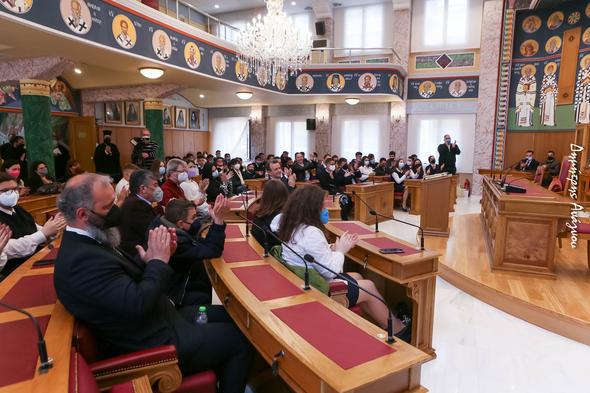 Φθιώτιδος Συμεών: «Τα παιδιά μας μαθητεύουν στο ορθόδοξο κοινοτικό ...