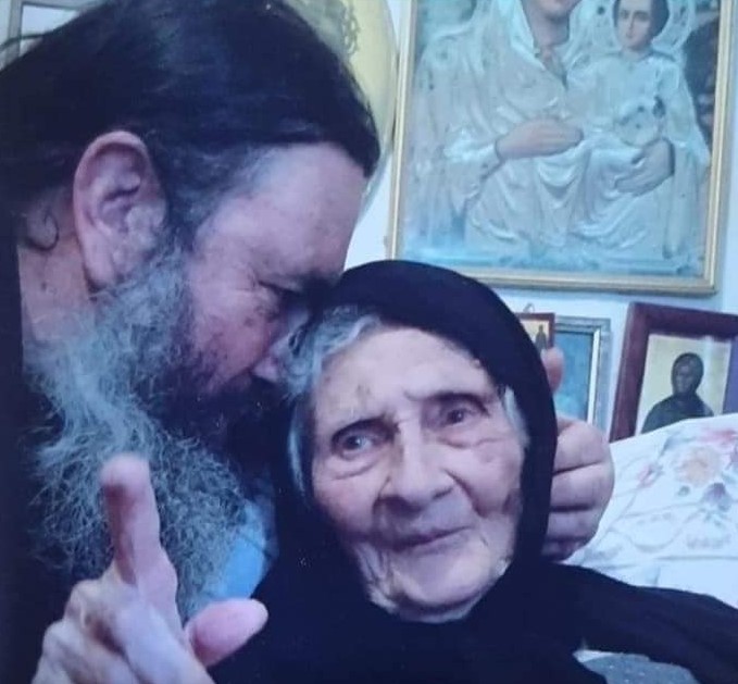 Σαν σήμερα εκοιμήθη η χαρισματική Γερόντισσα Γαλακτία - Ορθοδοξία News ...