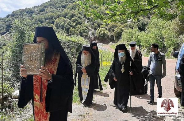 Σπάρτης: Ανεξίτηλη η προσφορά του π. Ανανία Κουστένη στην Εκκλησία ...