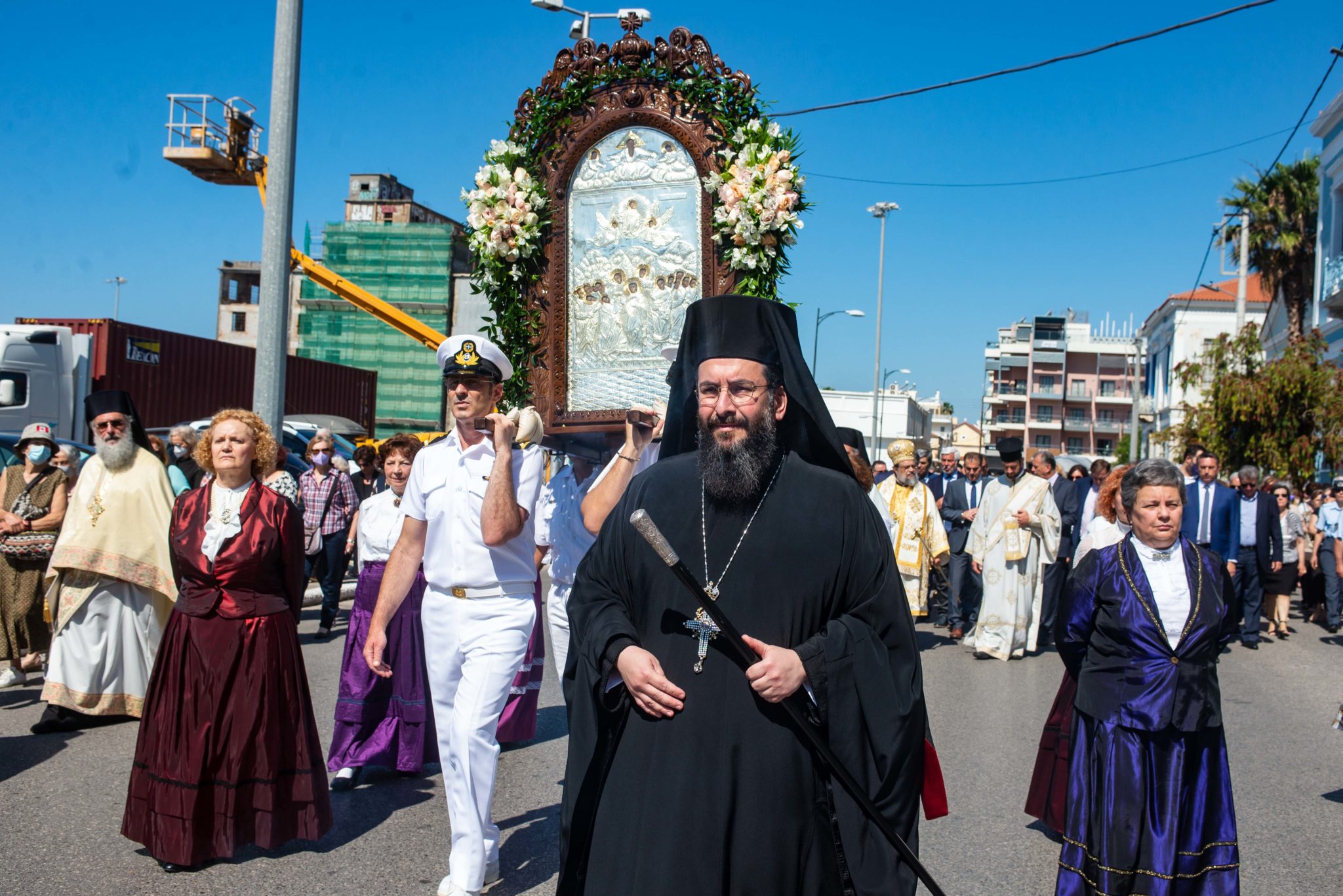 Σε ενότητα και εγρήγορση κάλεσε τον Ελληνικό λαό ο Μητροπολίτης ...