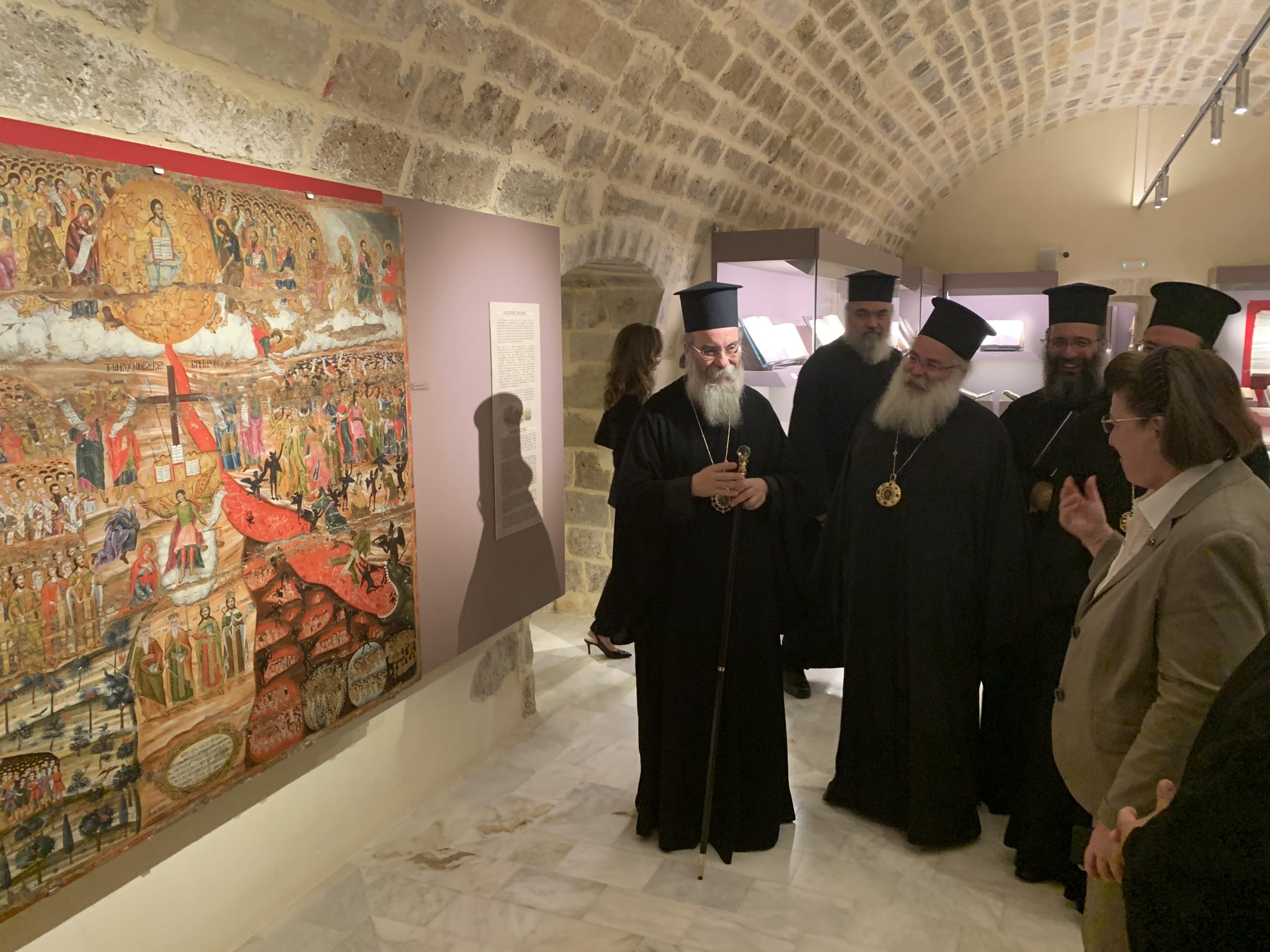 Ο Μητροπολίτης Κισάμου Αμφιλόχιος στην Υπουργό Πολιτισμού - Ορθοδοξία ...