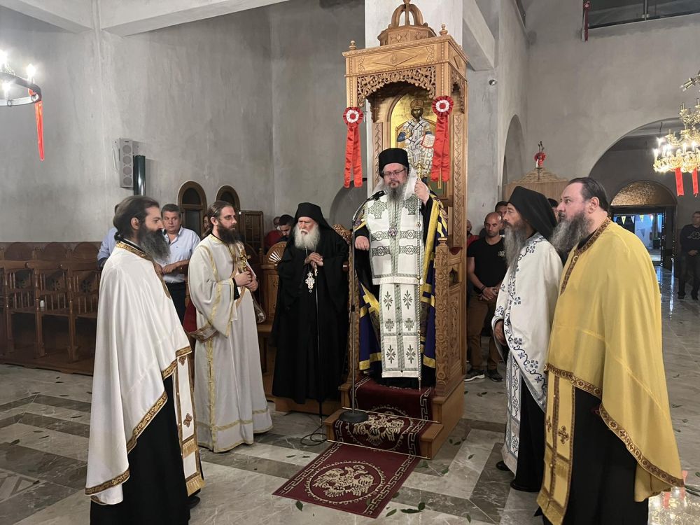 Ο Πανηγυρικός Εσπερινός του Αγίου Νικοδήμου του Αγιορείτου στην ομώνυμη ...