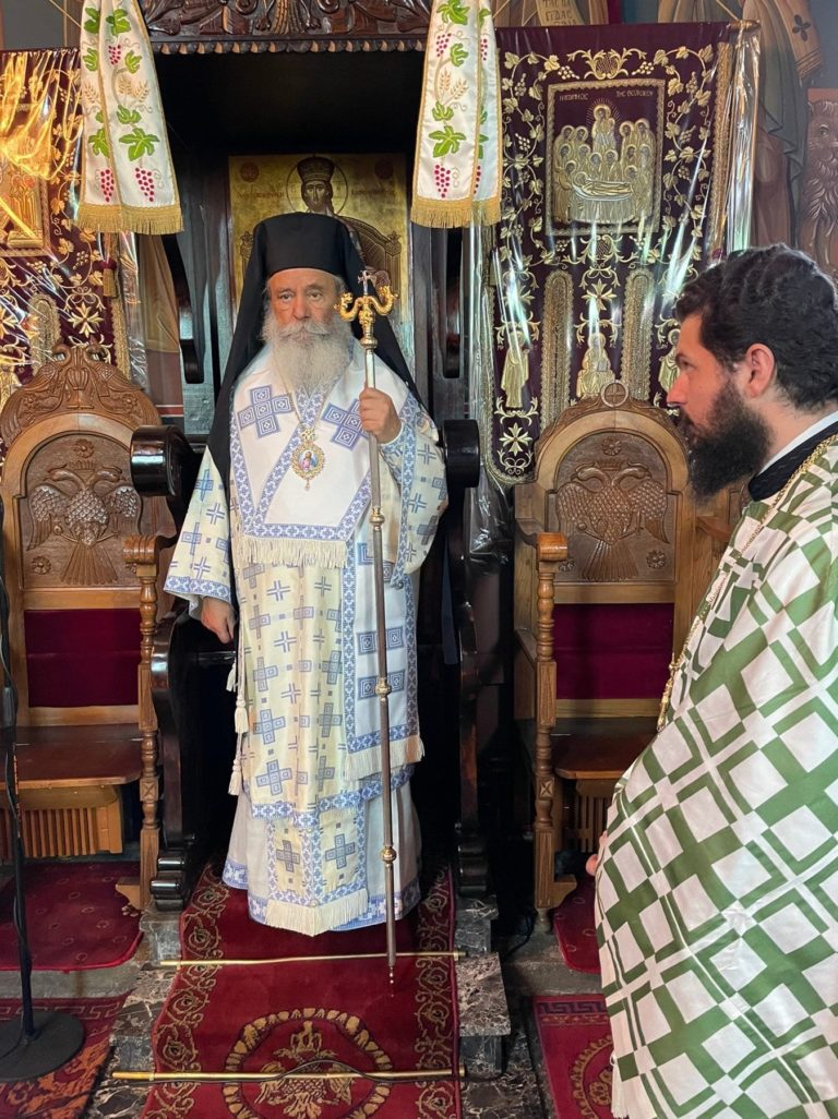 Ο Μητροπολίτης Ύδρας συνομίλησε με την αδελφότητα της Ι.Μονής Παναγίας ...