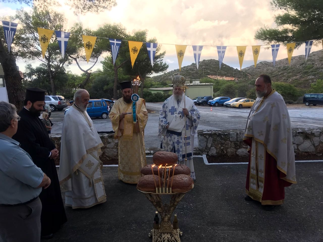Μνημόσυνο και επιμνημόσυνη δέηση για τους πεσόντες αεροπόρους ...