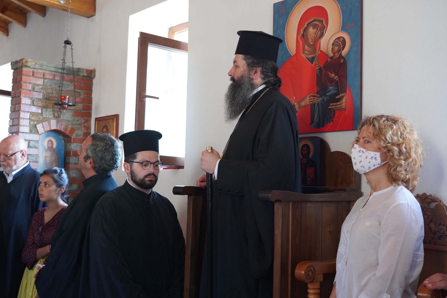Ο Επίσκοπος Ιλίου στο εξωκλήσι του Αγίου Τρύφωνα Σχοινουδίου ...