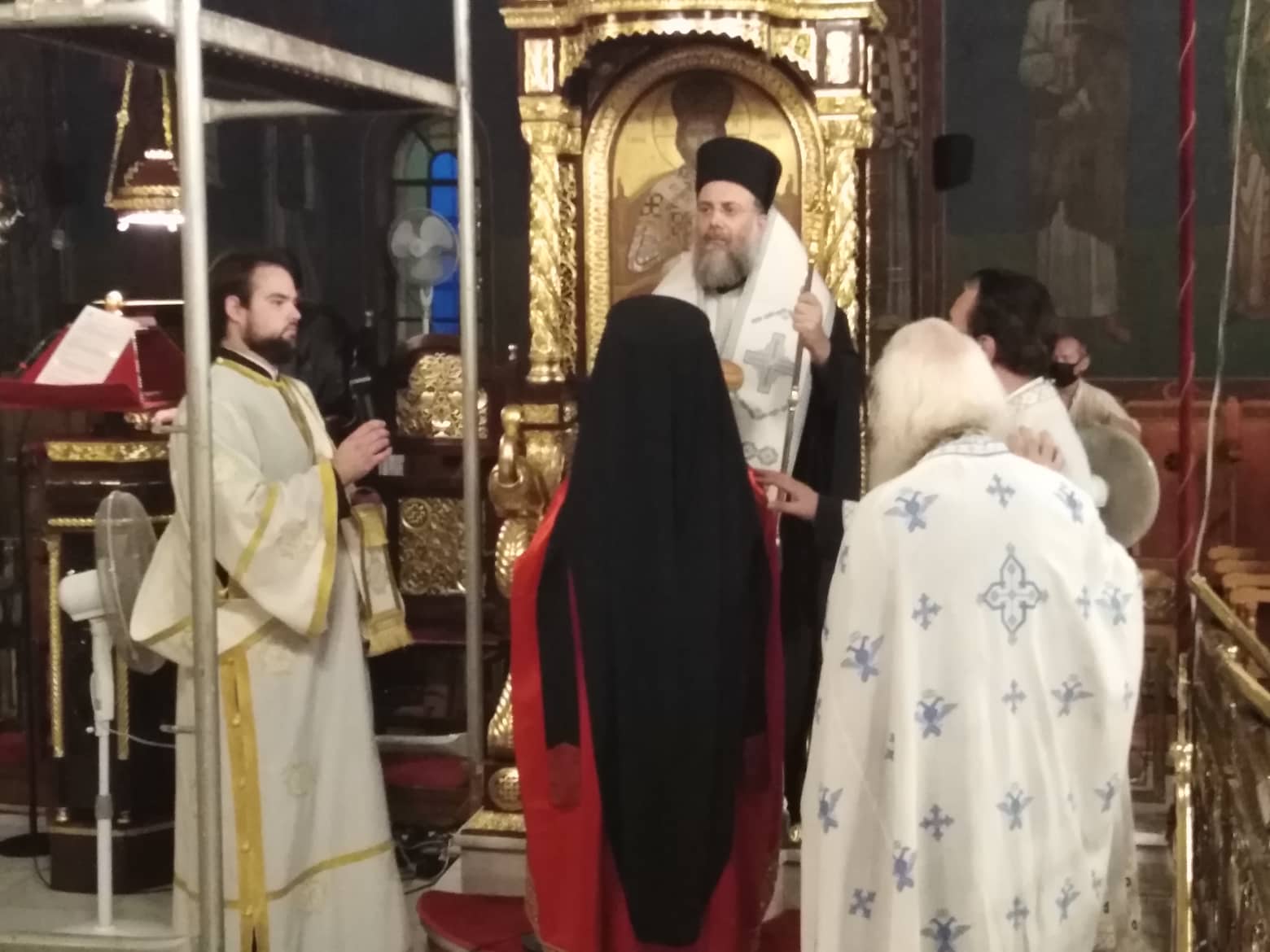 Στον Άγιο Δημήτριο Αμπελοκήπων του Αγίου Φανουρίου ο Μητροπολίτης ...
