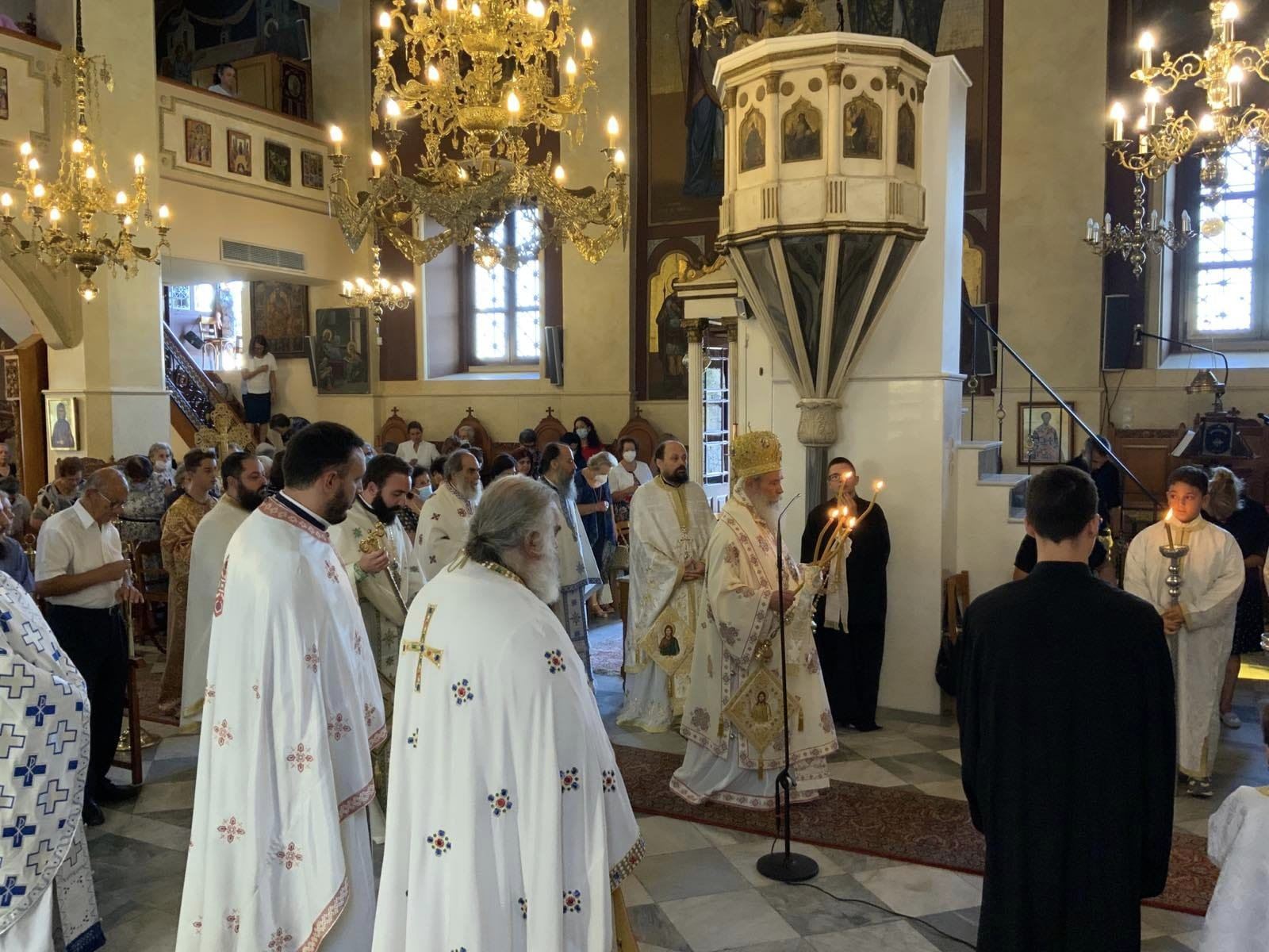 Ο Μητροπολίτης Ύδρας στον Ι.Μητροπολιτικό Ναό Τιμίου Προδρόμου ...
