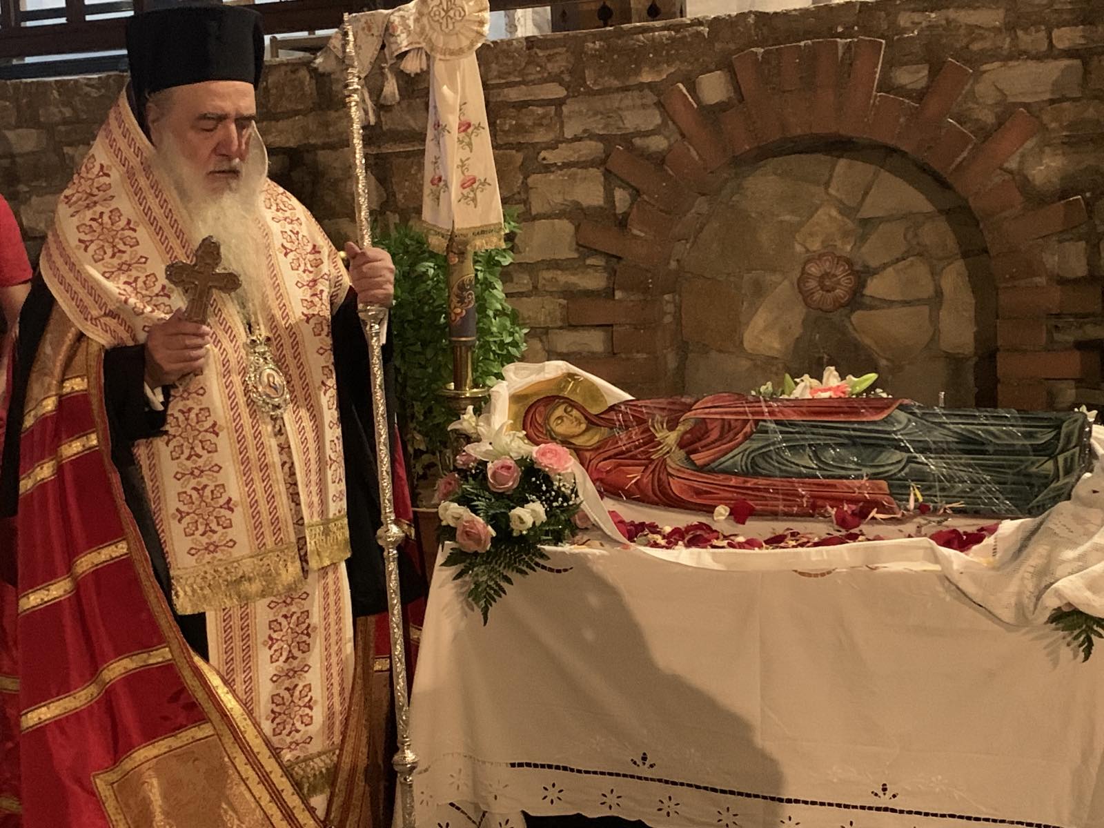 Ι.Μ. Σάμου: Αποκαθίστανται οι τοιχογραφίες στο Καθολικό της Ι.Μ ...