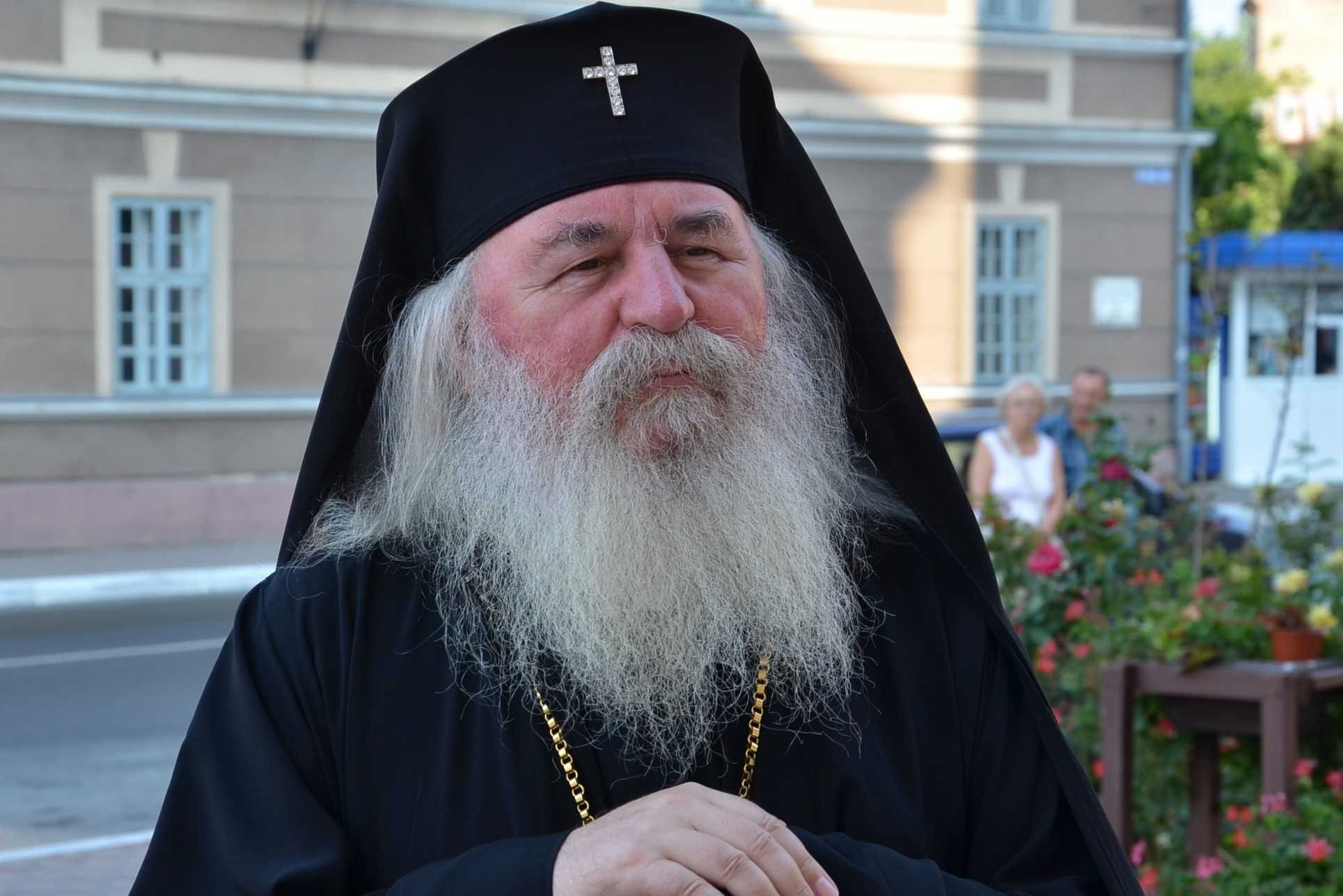 Să folosim aceste zile binecuvântate, îndeamnă Mitropolitul Banatului la început de post ...