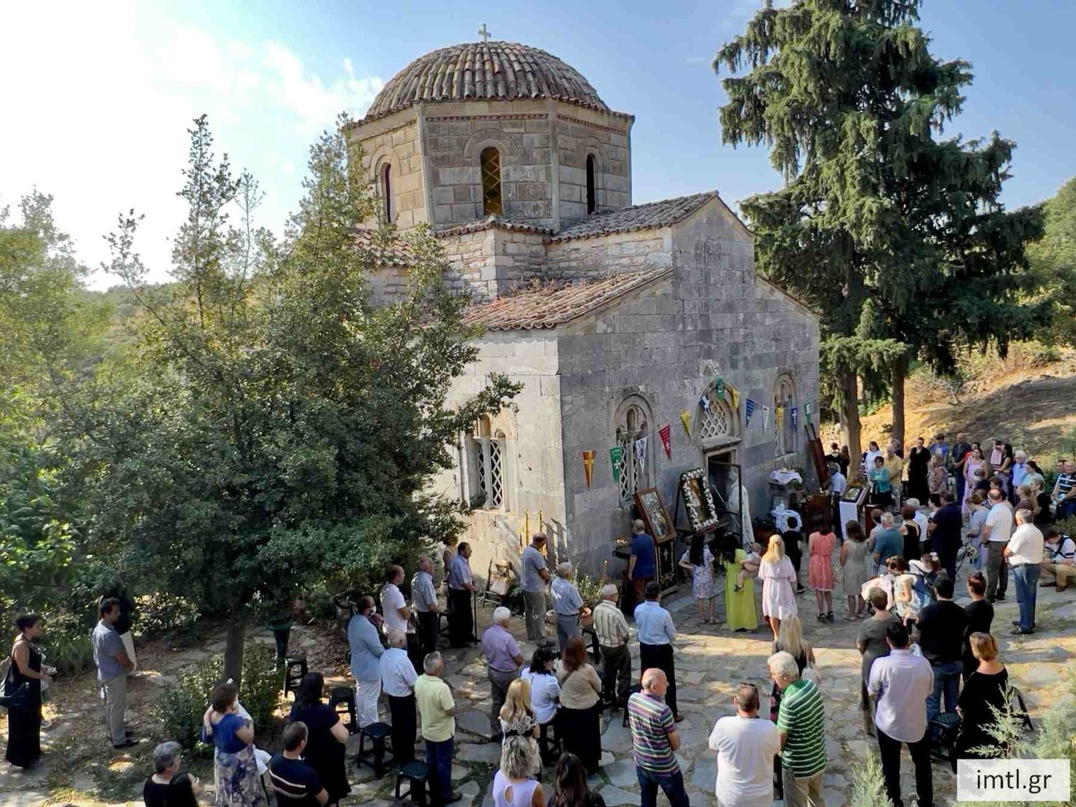 Εορτή Αγ. Φλώρου και Λαύρου στην Ι. Μονή Αγίου Νικολάου Καμπιών ...