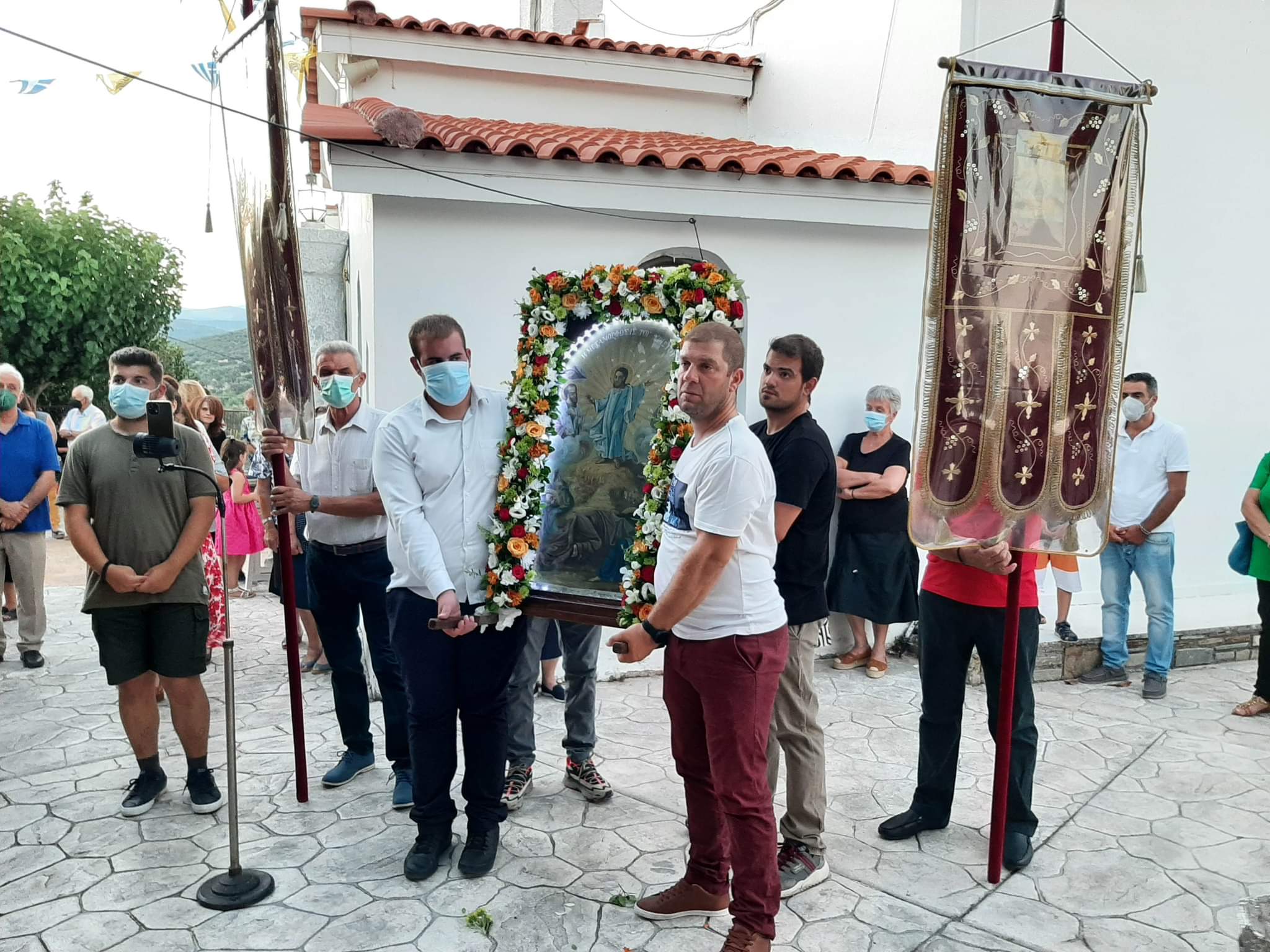 Η Μεταμόρφωση του Σωτήρος στην Κύμη και στο Αλιβέρι - Ορθοδοξία News Agency