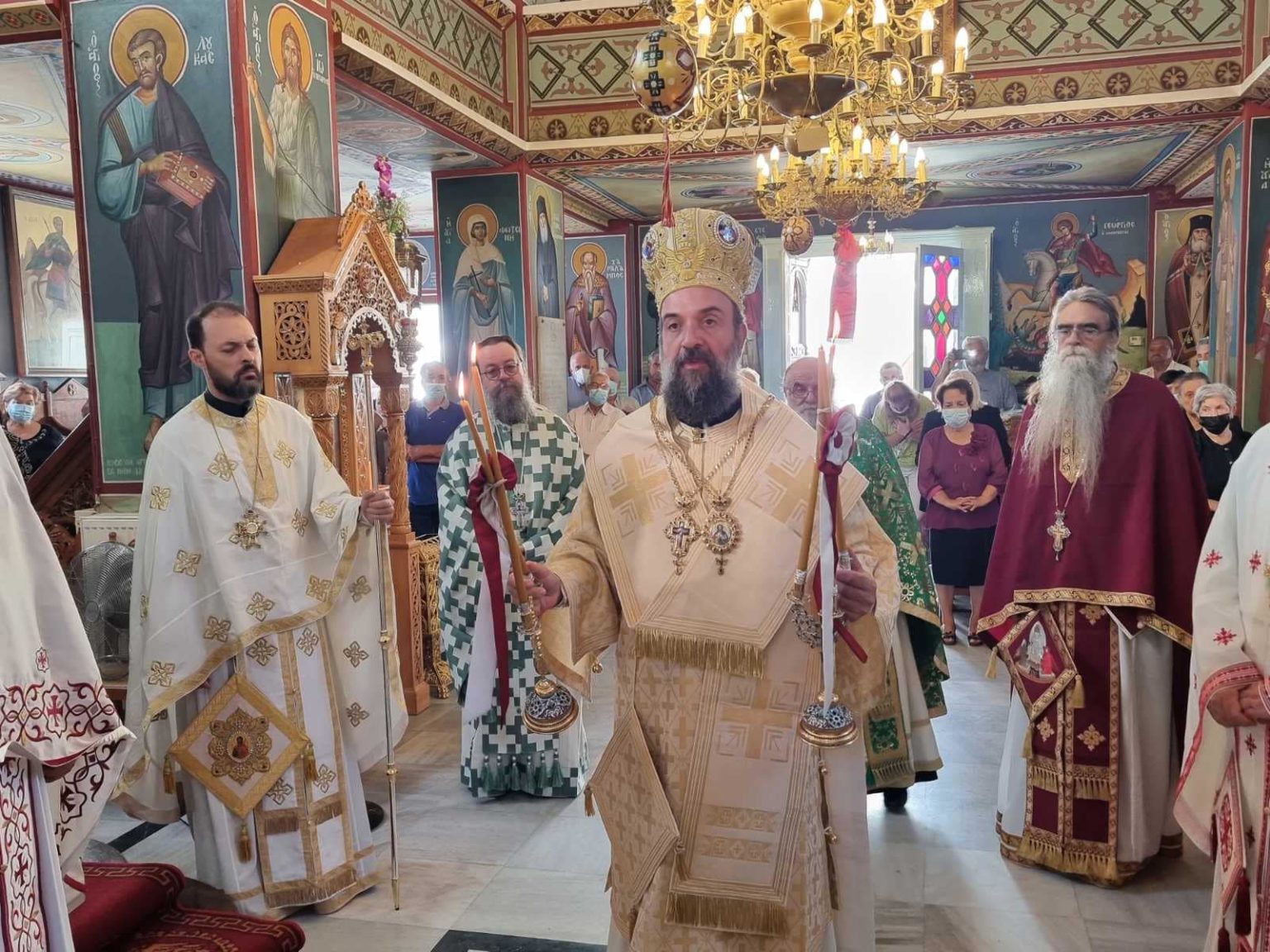 Λιτάνευση της Ιεράς Εικόνας του Αγίου Ευσταθίου στο Κοντοχώρι ...