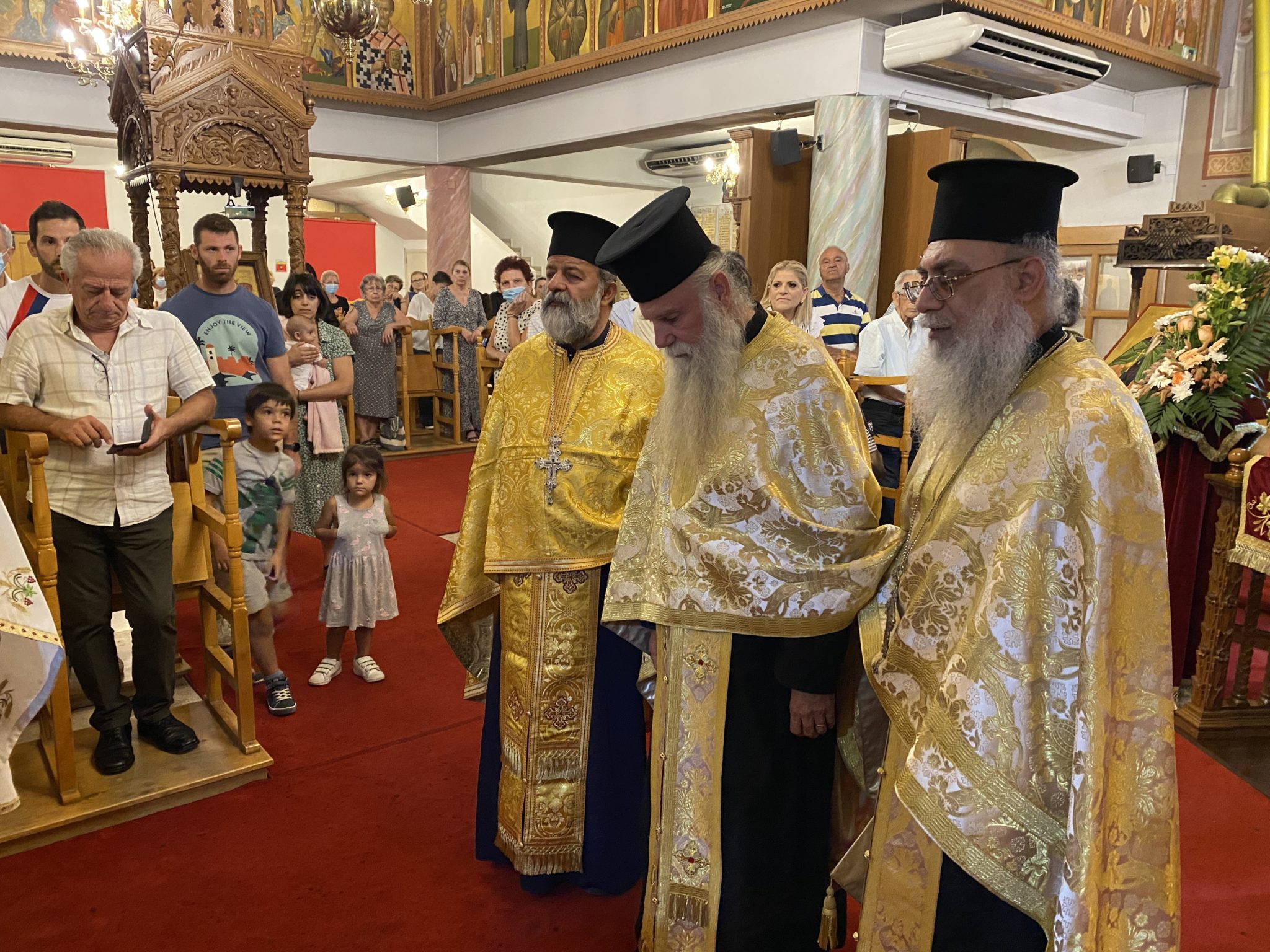 Με δύο χειροθεσίες από τον Μητροπολίτη Κιτίου η πανήγυρη του Αγίου ...